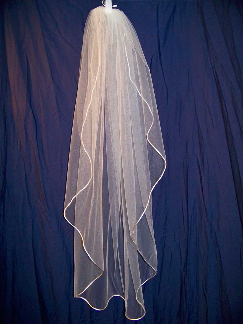 Rhinestone Trim Edge Short Veil Illusion 1 Tier Shoulder Wedding Veil ...